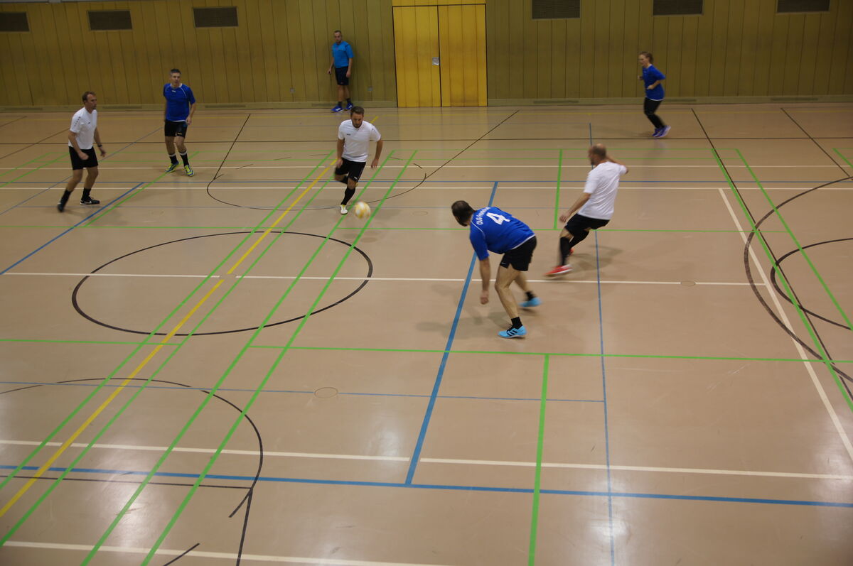 Fußballturnier in der JVA Rockenberg | Landespräventionsrat Hessen
